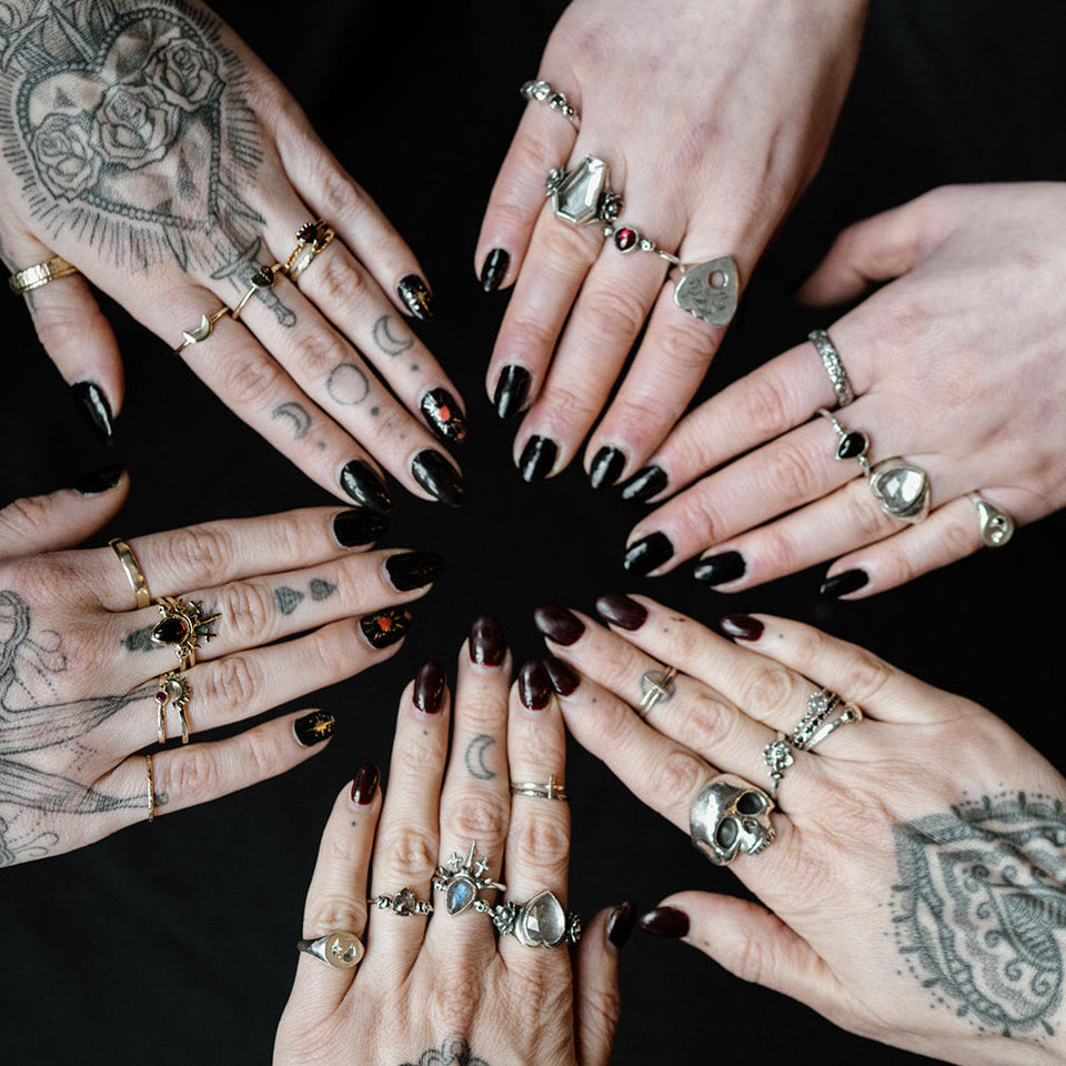 Handmade alternative jewellery – Bonearrow