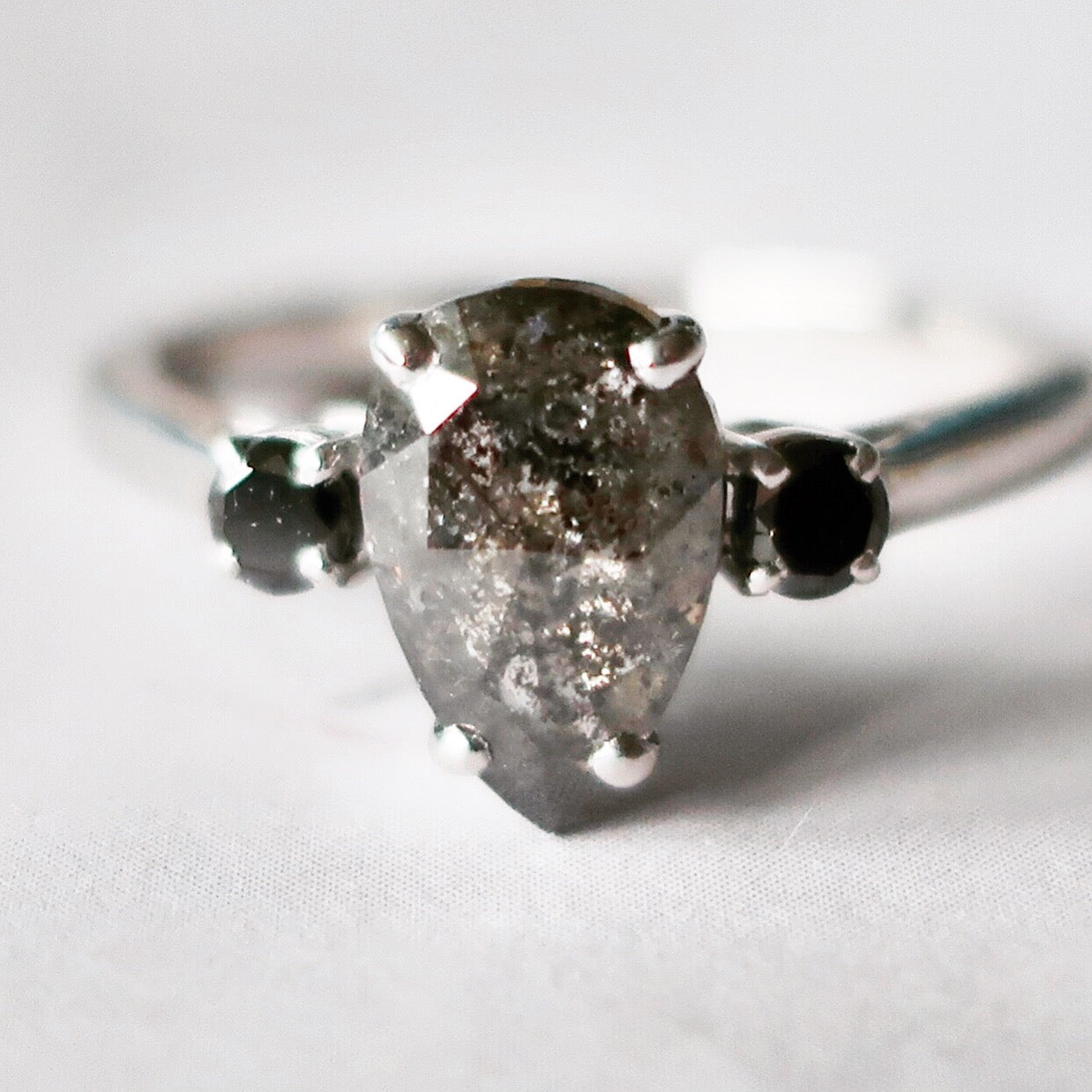 Handmade alternative jewellery – Bonearrow